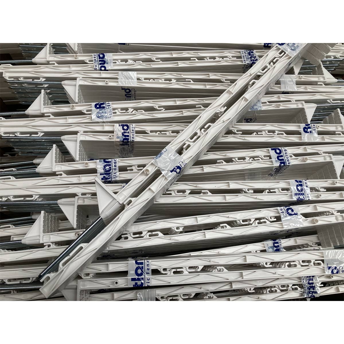 Rutland Basic Plastic Electric Fence Post - UK Countrystore